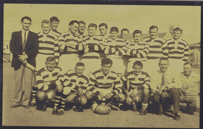 BP.1111 Mitchell Football Team - Mitchell Magpies - Mitchell Qld; 1961 ...