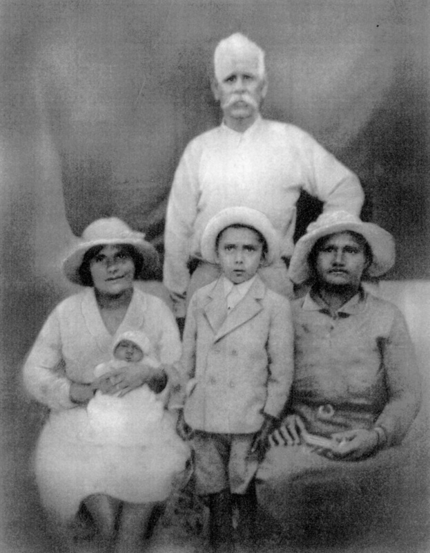 BP.972 Gadd Family, Yumba, Mitchell; early 1930's; BP.972 | eHive