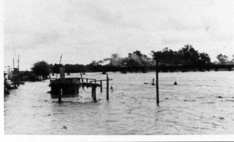 BP.90 Maranoa River Flood at Mitchell; 4/1956; BP.90 | eHive