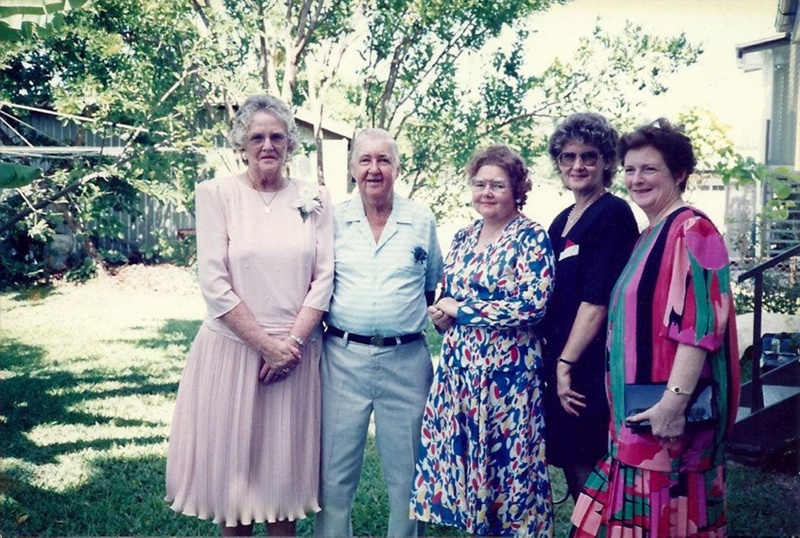 BP.1528 Symes Family, River St, Mitchell Qld.; 1960 - 1980's; BP.1528 ...