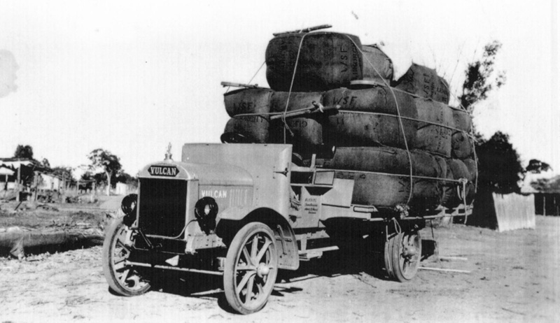 BP.1611 Richards Transport Trucks, Mitchell Qld; ca 1910 - 1920; BP ...