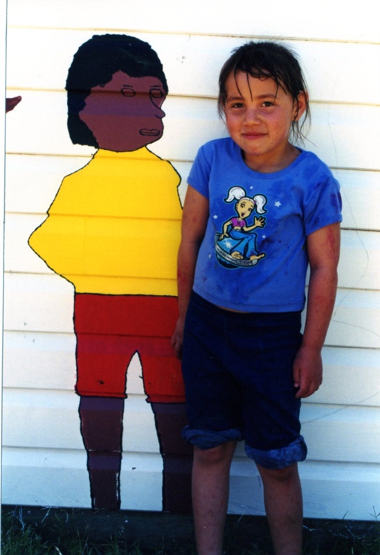 BP.1375 Aboriginal Outstation Mural Photos ; 10/2001; BP.1375 | eHive