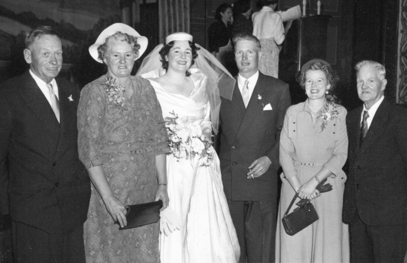 BP.1721 Foott - Carlyon Wedding, Mitchell Qld; 1960's; BP.1721 | eHive