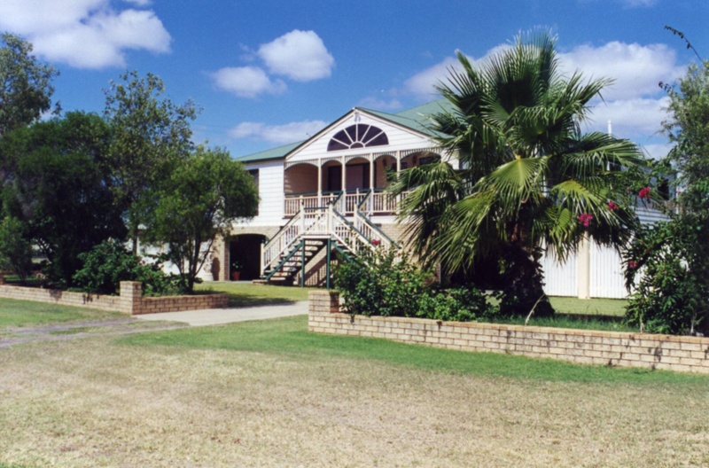 BP.1292 Former Mitchell CWA Hostel at Roma Qld; 2000; BP.1292 | eHive