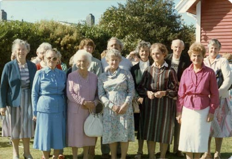 Historic Society shop helpers, Dunsandel in 1990, ex Gordon Happer; DHS ...