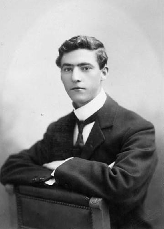 Watson album, unknown male, Standish & Preece High St ChCh ...