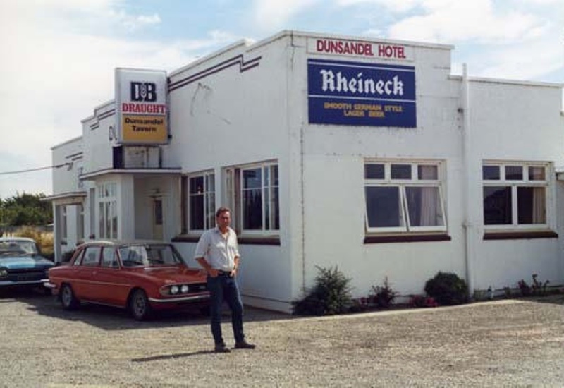 Dunsandel in 1990, Third Hotel owned by Gilbert & Bruce Reilly, Bruce ...