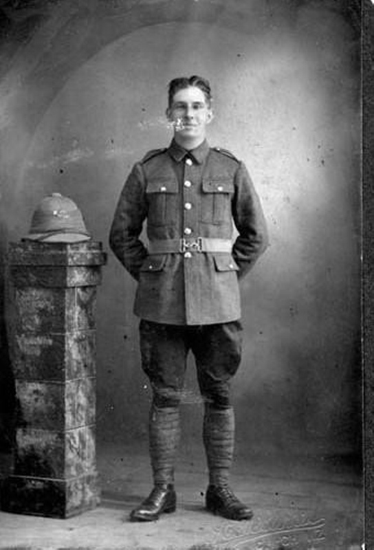 unknown soldier, photographer GEH Burrell, Christchurch; DHS-1381 | eHive