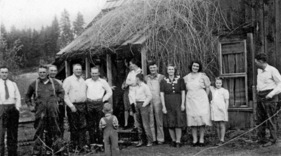 Wortman Family, Powwatka; 1942 | eHive