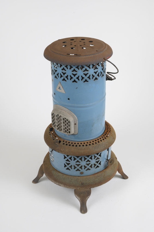 Valor Kerosene Heater and Wick; The Valor Co., Ltd.; B1482 | eHive
