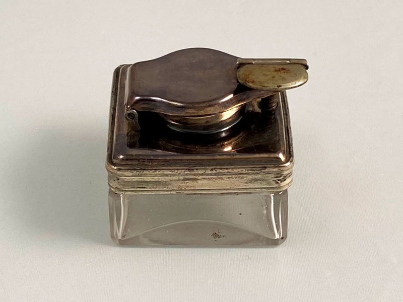 Inkwell from Writing Case; c1856; 0371.03 | eHive