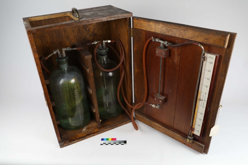 Pneumothorax apparatus; c. 1920; MV-98-0415 | eHive
