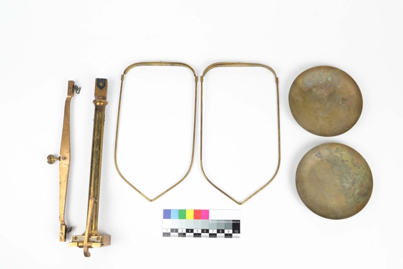 Assayer's scale; Late 19th-Early 20th century; FM.2022.1.76 | eHive