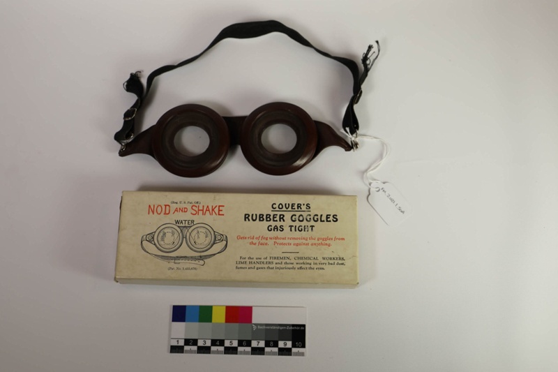 Goggles, Nod and Shake; 1928-1940; FM.2021.1.50 | eHive