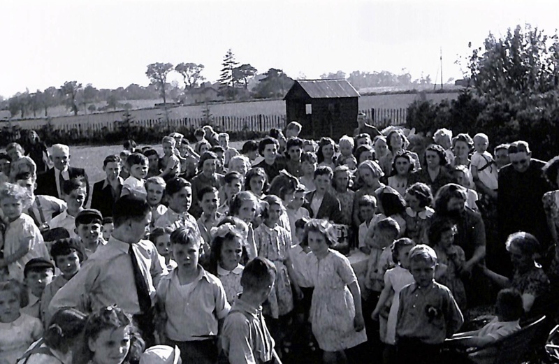Street party Celebrating the end of World war 2 (1939-1945); Stowmarket ...