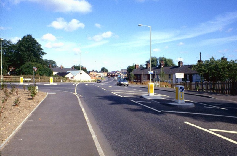 SMKLHG300 Folder, photo: Completed construction of Gipping Way, near ...