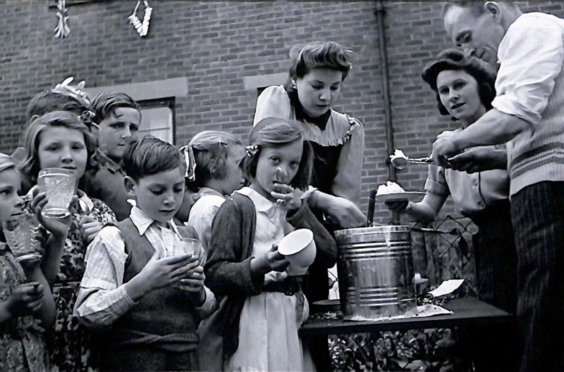 Street party Celebrating the end of World war 2 (1939-1945); 1945 ...