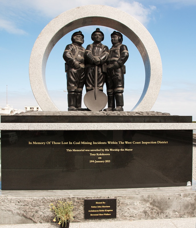 Miners' Memorial Monument dedication; KWC-I-1875 | eHive