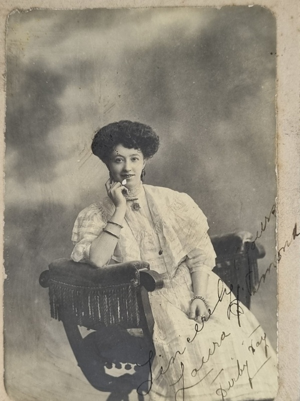 Laura Diamond photograph; 1907-1909; 231 | eHive