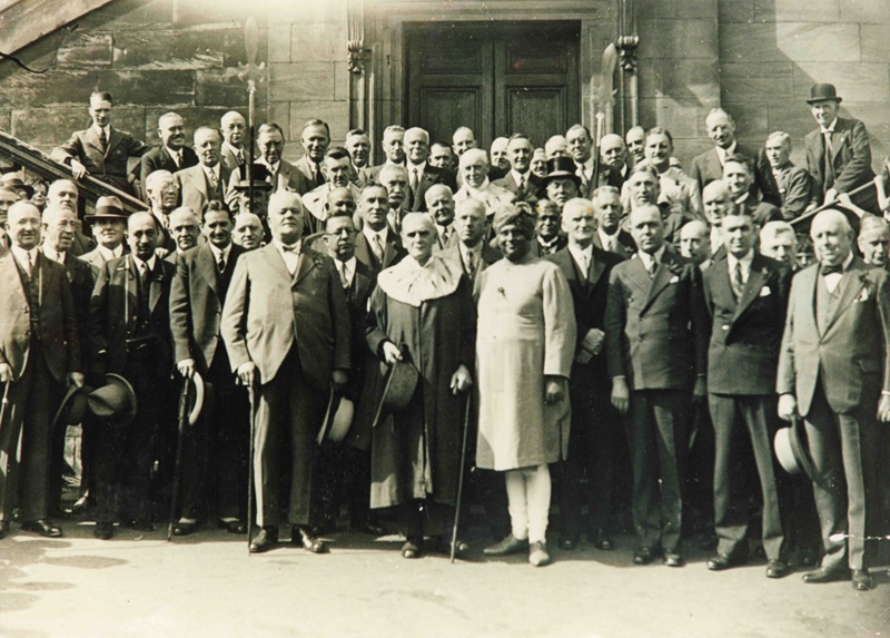 Visit of Indian dignitary to Linlithgow, c1935 ; 04LILHT 44_08 | eHive