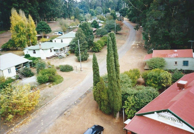Aerial view of cottages and store; Unknown; Unknown; FODV62 | eHive