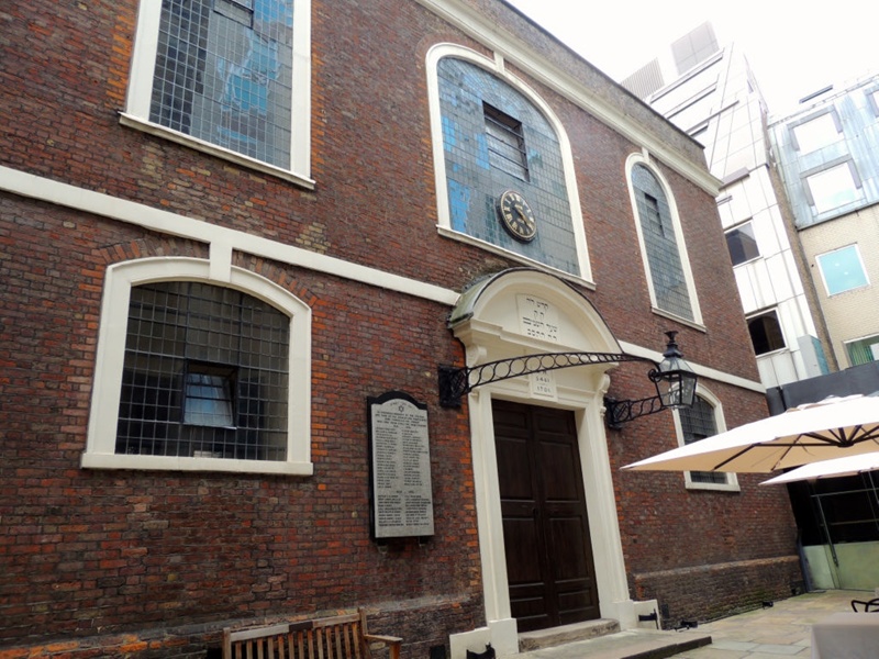 Bevis Marks Synagogue, London; 1701; 2.23.3 | eHive
