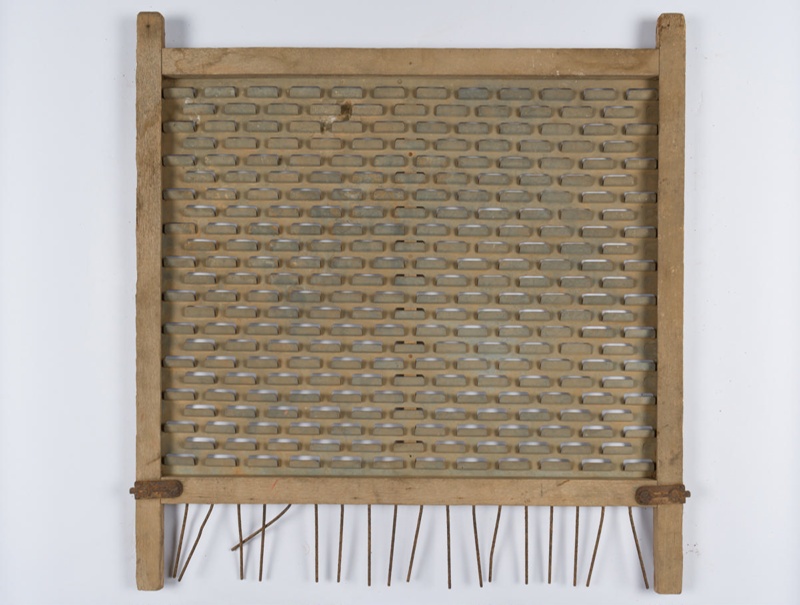 Riddle screen; 037 | eHive