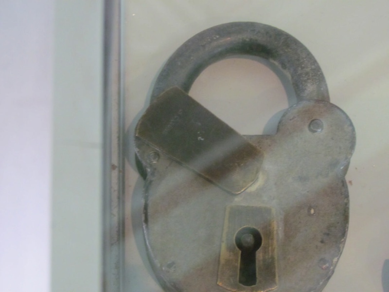 Padlock - Large General Railway Padlock; A-0271 | eHive