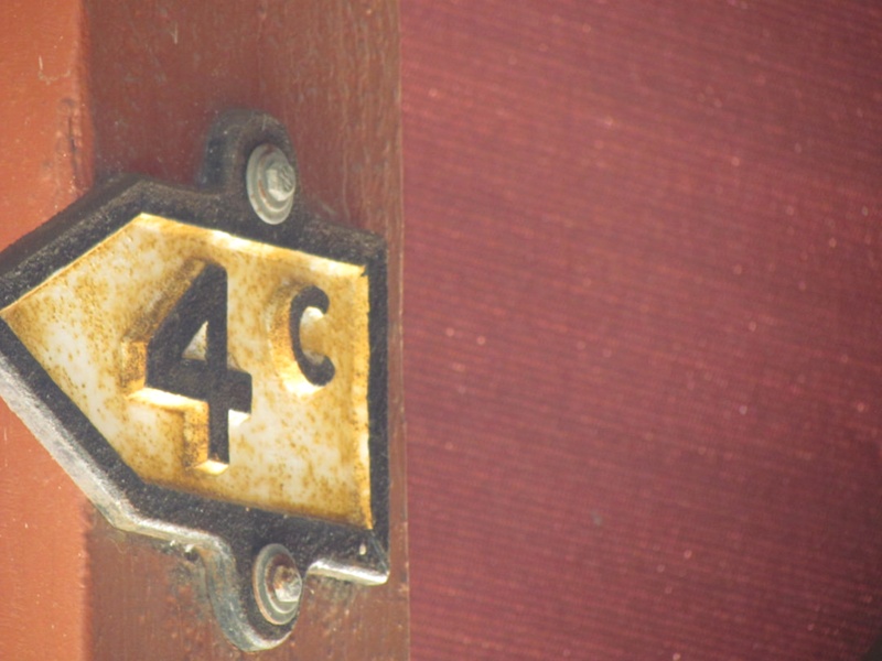 Sign - Railway Traffic "4c" (Indicator of radius in curve in track); A ...