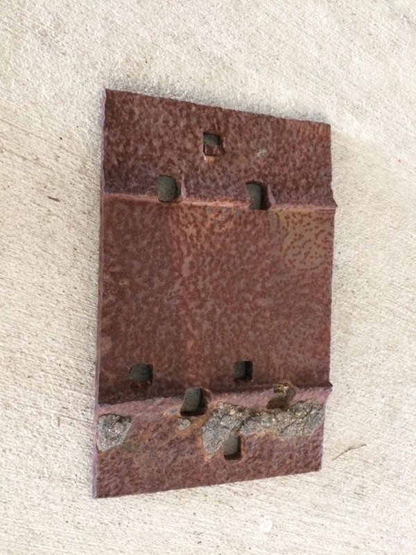 Double-shouldered Sleeper Plate; A-1179 | eHive