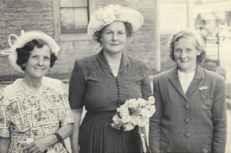 Edith Adelaide Harding (nee East) [1898-1986], Florence Evelyn Amy ...