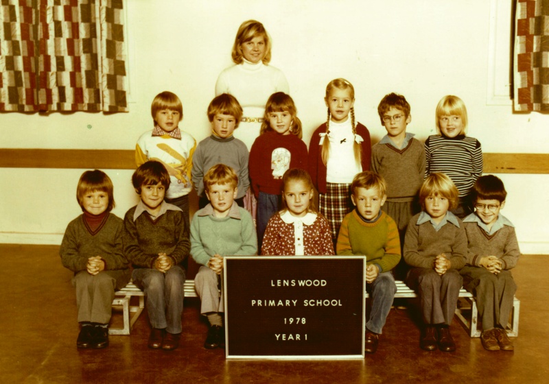 School : Grade 1; 1978 | eHive