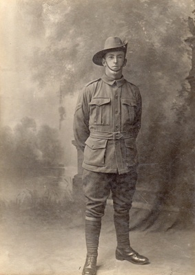 Andrew James Dearman [1895-1978] : World War One ; 1915 | eHive