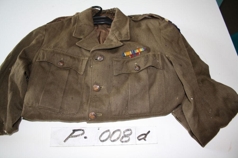 Jacket, WW2 with ribbons; CM.P008d | eHive