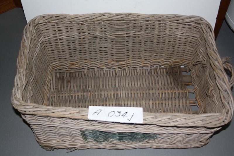 Basket, Laundry c. 1900; CM.A034j | eHive