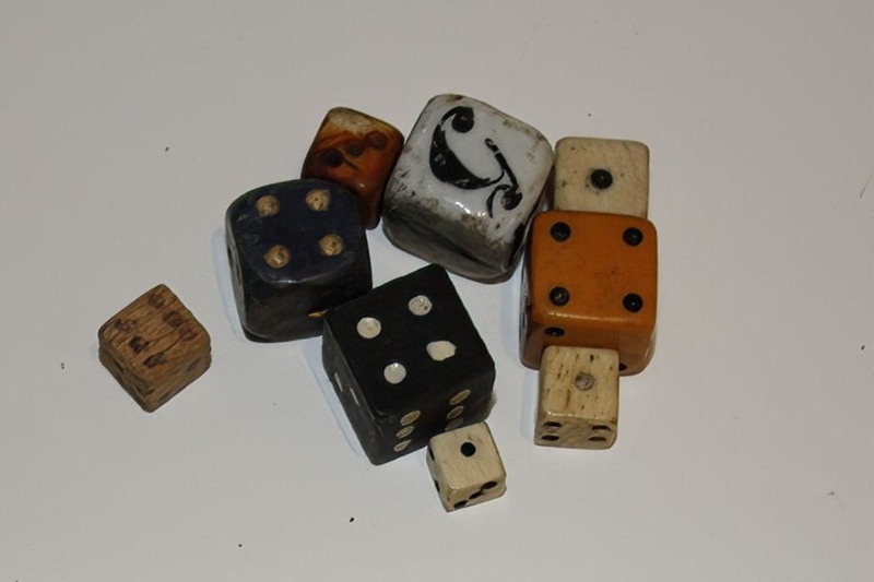 Dice, various sizes; CM.D091h | eHive
