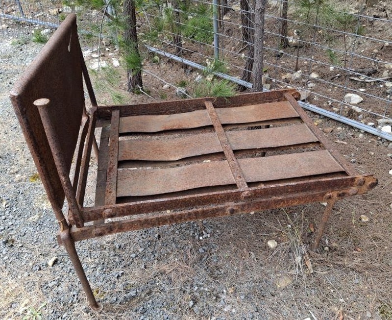 Bed, convict; CM.Z038a | eHive