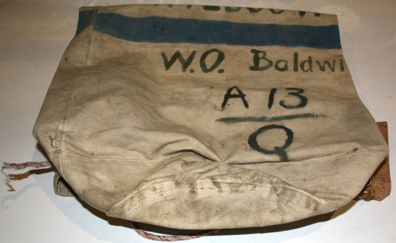 Kit bag, canvas, WW2; CM.L076n | eHive