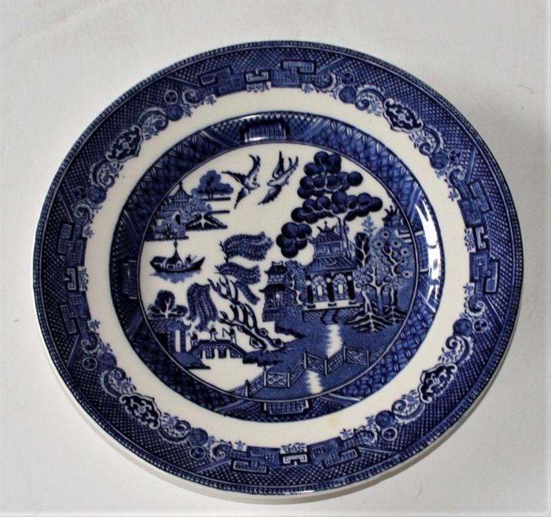 Plate, Willow pattern; c. 1930s; CM.Q043p | eHive