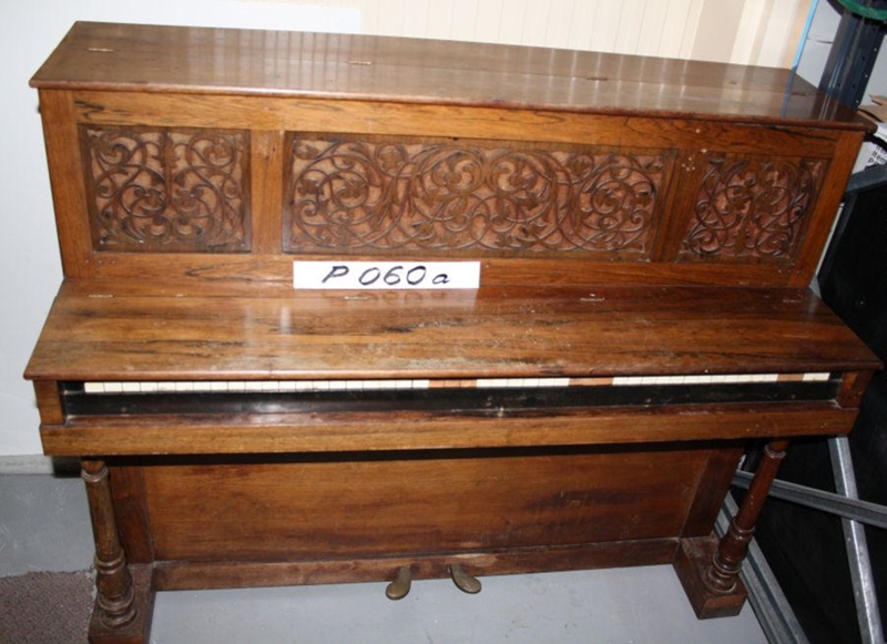 Piano, Cottage; CM.P060a | eHive