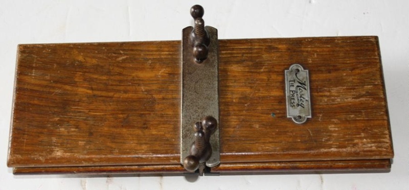 Tie press; CM.Q070f | eHive