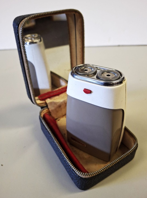 Shaver, Philishave cordless; c. 1967; CM.K034e | eHive