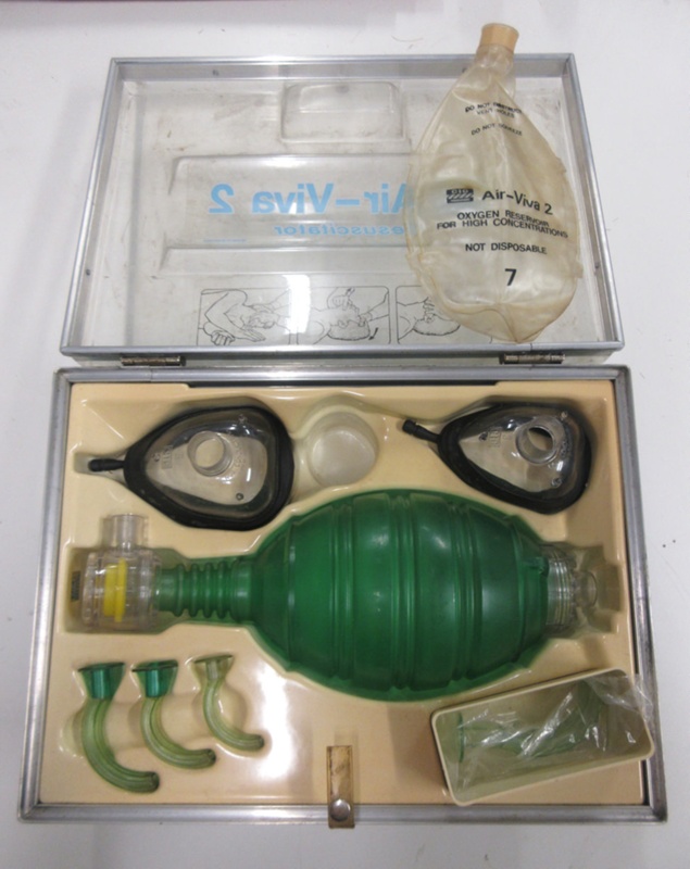 Air-Viva 2 Resuscitator; CIG Medishield; c. 1975 | eHive