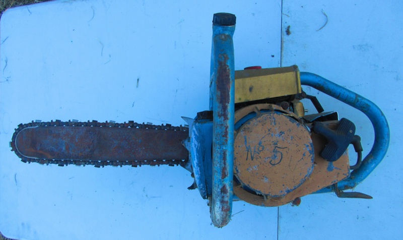 Danarm D750 Chainsaw having a 14 inch Bar; Danarm; Late 1960s | eHive