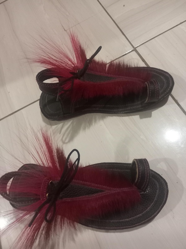 The Ovambo Tribe; Male traditional regalia manufacturers; January 2010 ...