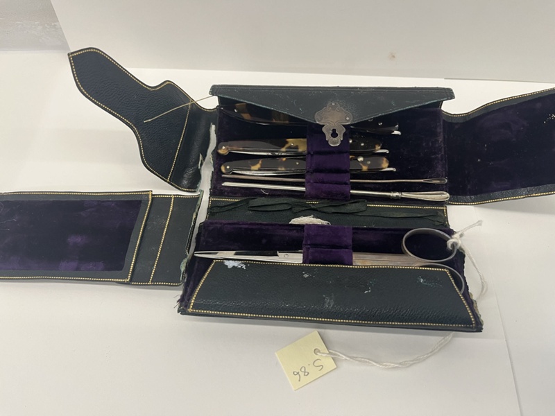 Miscellaneous Surgical Instruments in Leather Folding Case; S86 | eHive