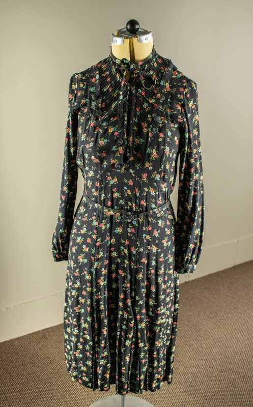 Black floral dress, button front with pin tuck detail on bodice and tie ...