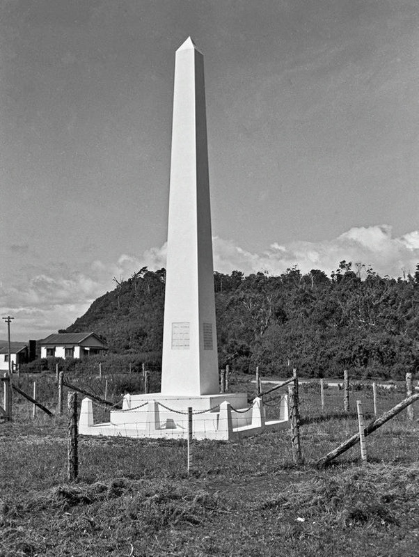 Memorial. Obelisk To Abel Tasman's Sighting of New Zealand, James Cook ...
