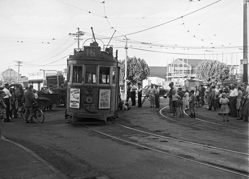 Tram Derailed. No 175, Heading on Route 16 to St Albans Park. Crowd of ...