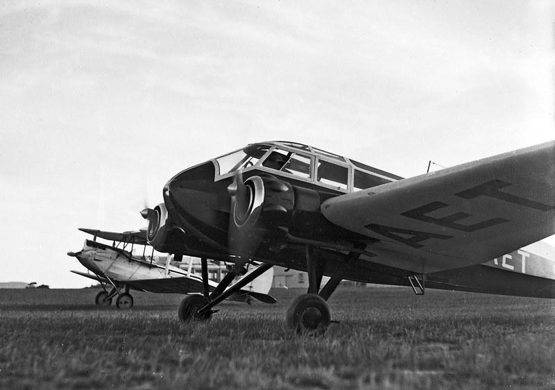 Aviation. ZK-AET General Aircraft Monospar ST-25 at an air display at ...